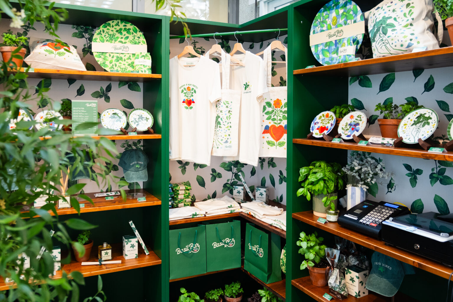Basil Bar by Pesto Barilla: a brand experience where taste meets art.